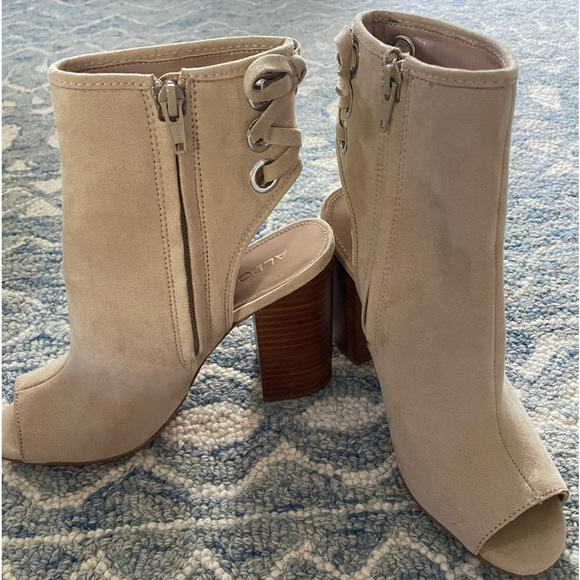 Aldo | Shoes | Aldo Suede Tan Boots | Poshmark